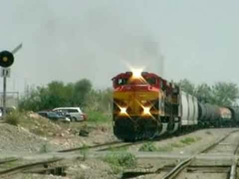 Kcsm SD70ACe 4061 y 4067 (2MNLMY-17) - YouTube