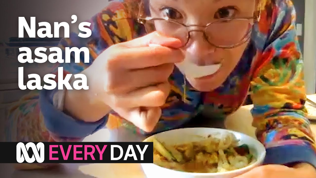 Dad teaches me how to make Nan's famous asam laksa 🍜 | Everyday Food ...