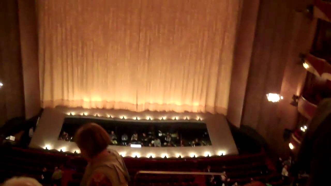Inside Metropolitan Opera