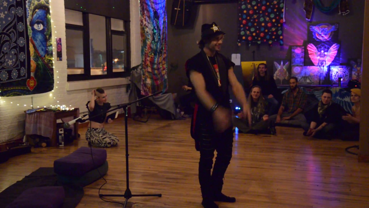 Jason Gremley live at Chi! Ka! Go! 8-Year Anniversary - YouTube