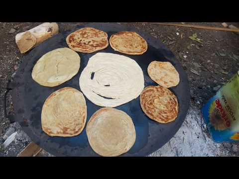 saçta yağlı Katmer yapımı turkish favorite burrito oily bread