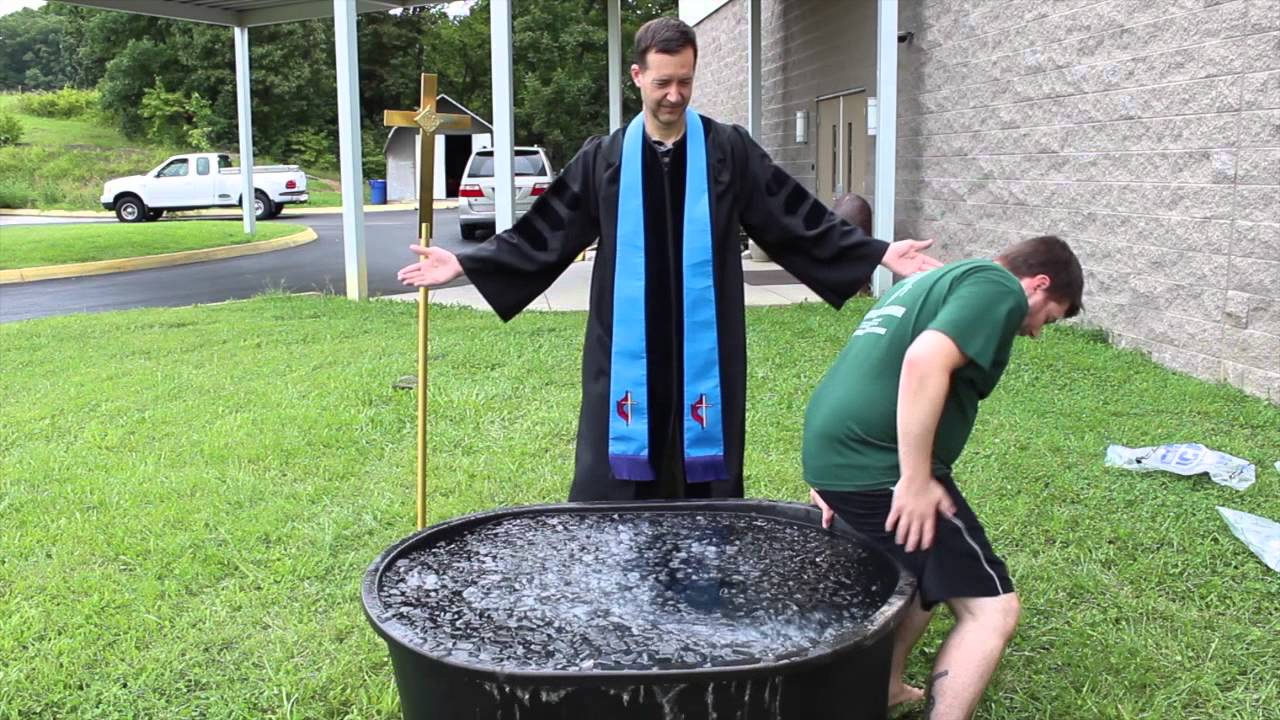 Ice Bucket Challenge w/ Travis Wills (ice bucket baptism) - YouTube