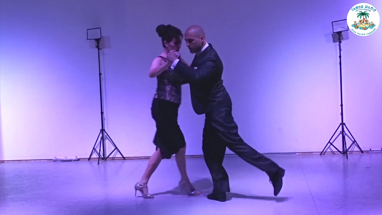 Stefano Calogiuri e Daniela Rizzo • Blutango - Lecce • Tango Oasis 2019 ...