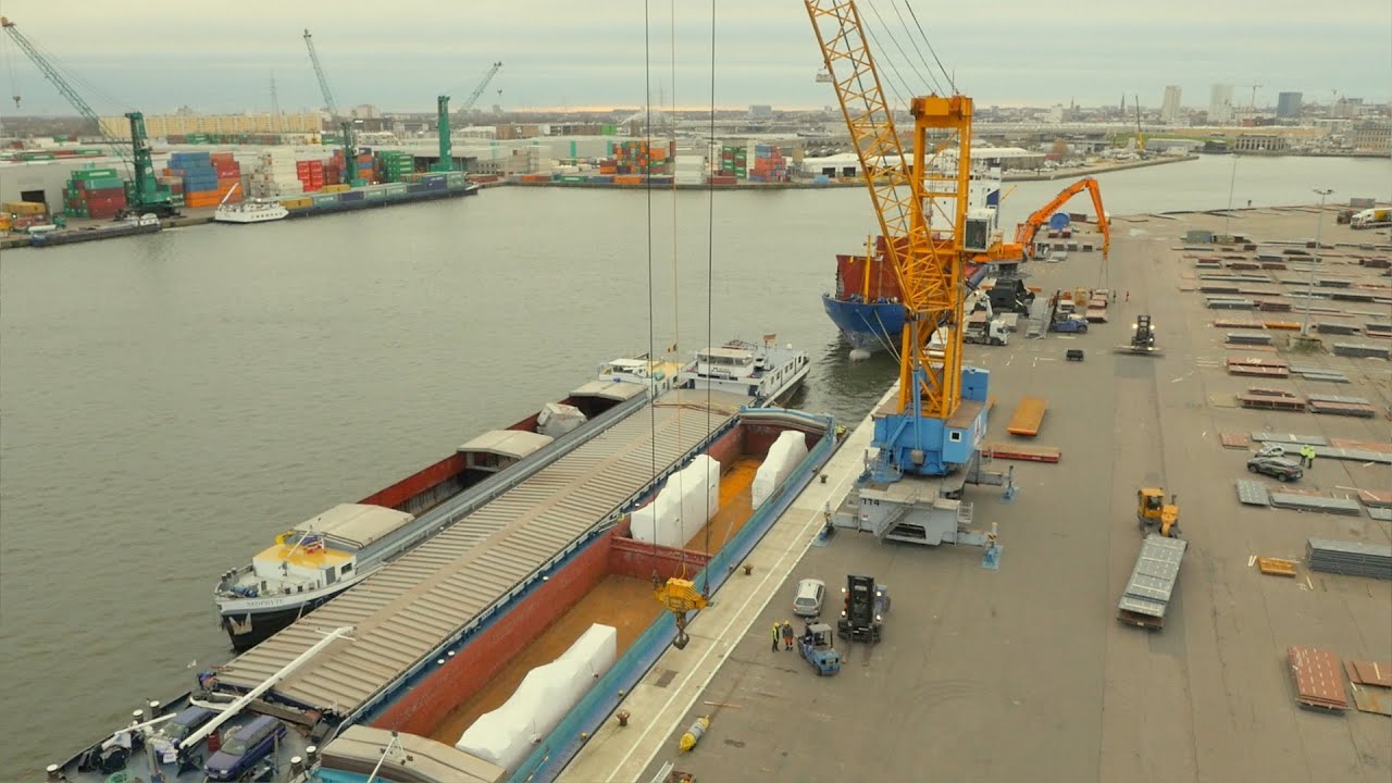 Titan Cargo - Heavy Lift Project - YouTube