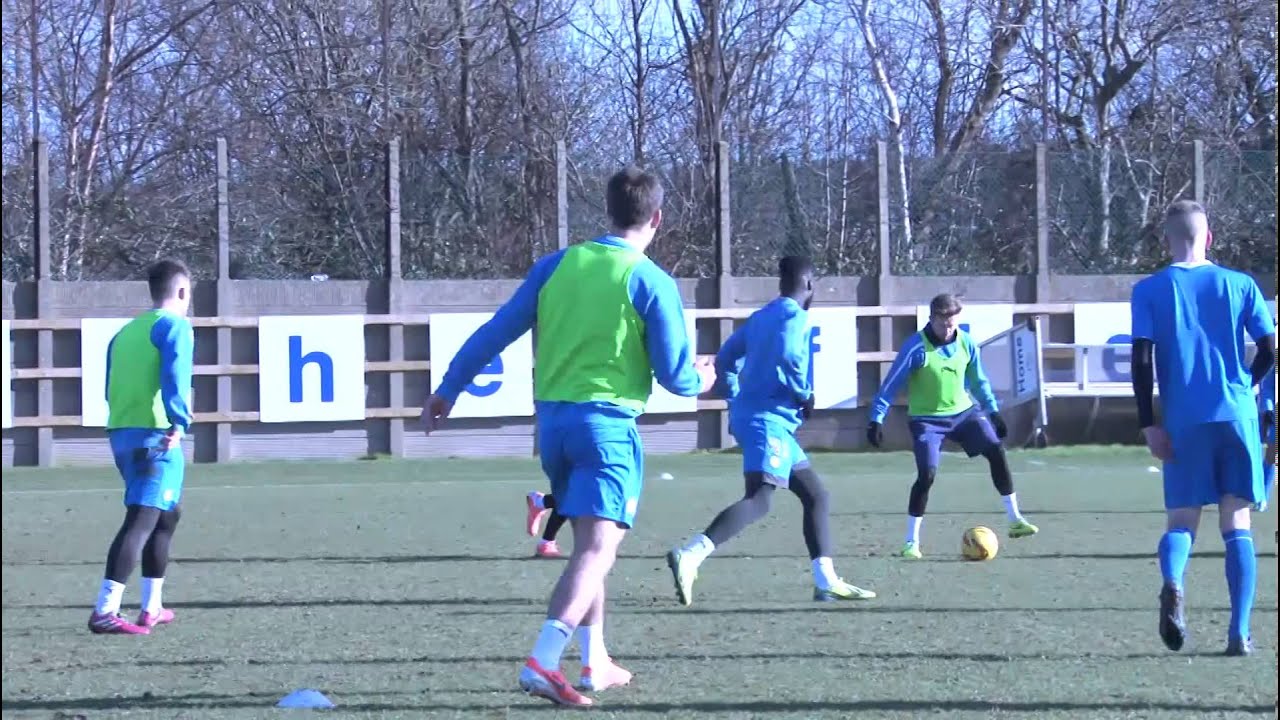 Gary Gardner's first SWFC training session | Aston Villa loan ...