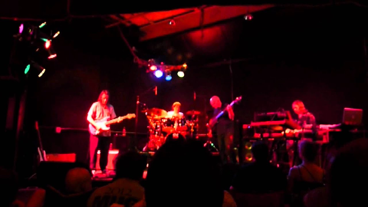 Mahavishnu Project Stepping Tones (Rick Laird) and finishes with Topeka ...