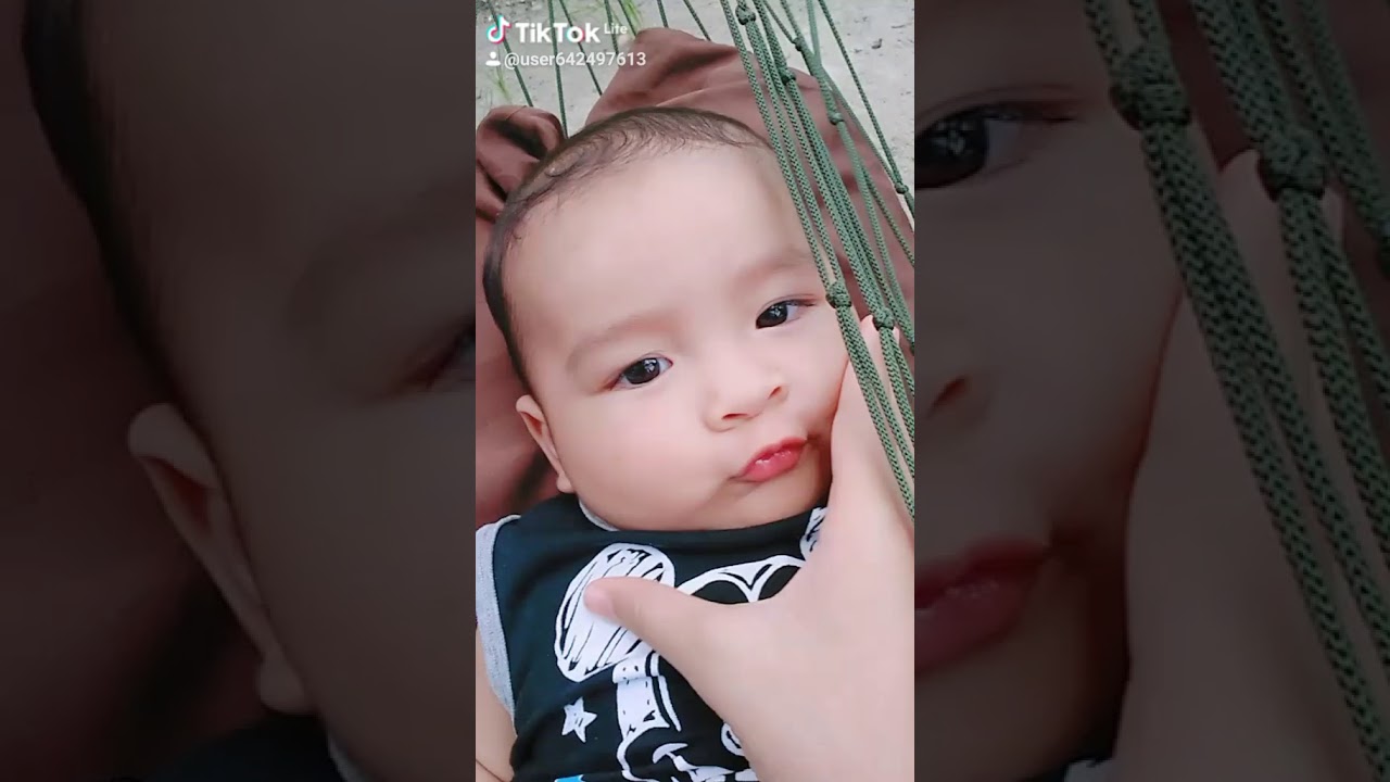 Baby tik tok - YouTube