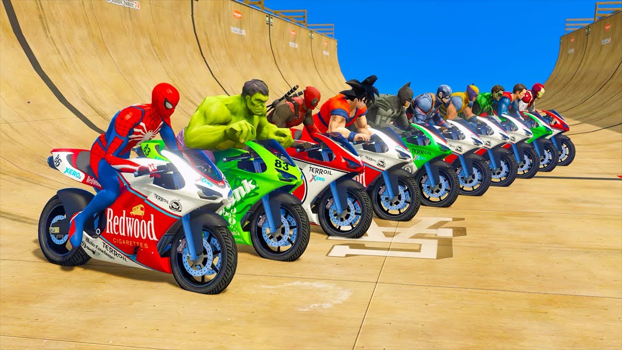 hombre araña en moto | superheros moto bike race challenge on mega ramp ...