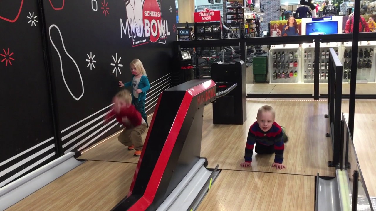 Bowling at Scheels - YouTube