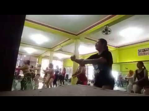 NGINTIP TANTE BOHAY SENAM_TERNYATA BEGITU LIHAT DI BAGIAN AKHIR