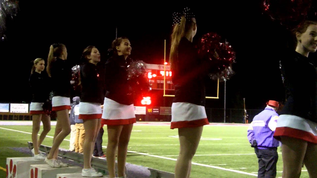 Kaitlyn and some of her friends on Mount Si Cheer at touchdown! - YouTube