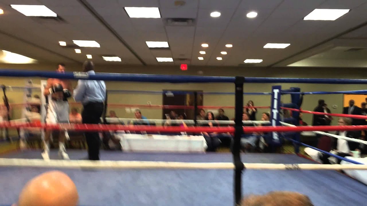 Travis Davidson Pro Boxing Debut Sept., 21, 2013 - YouTube