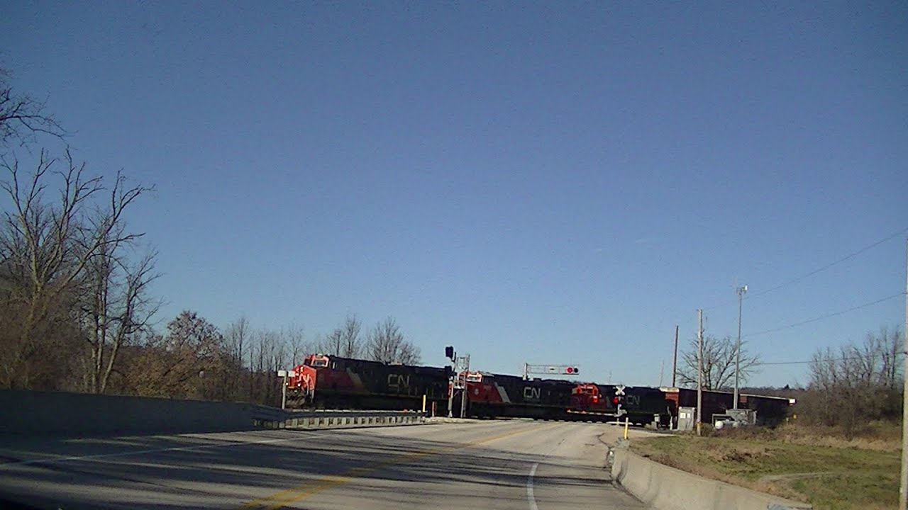 CN 3822 CN 3305 CN 5444 Southbound Manifest Hyw D Thru South Marsh 11 ...