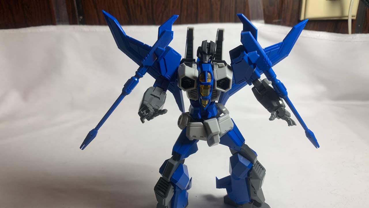 Flame Toys Furai Model kit Thundercracker review - YouTube