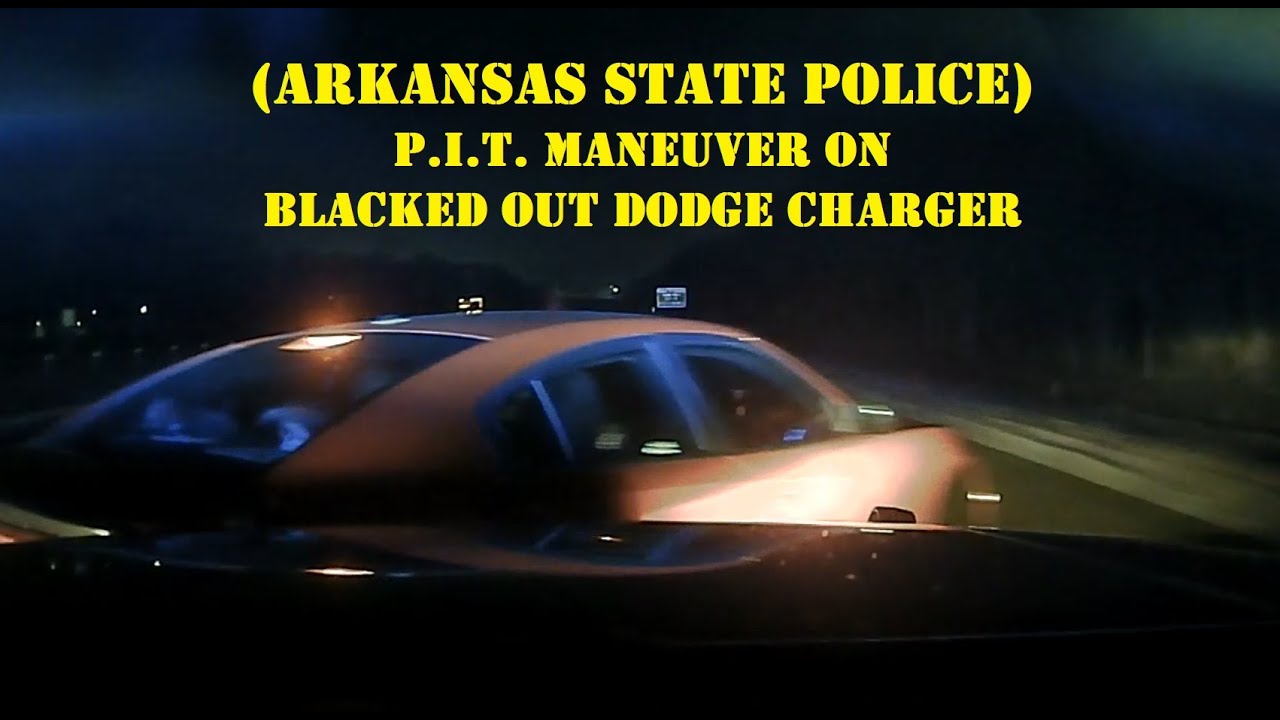 Blacked out Dodge Charger HIGH SPEED PURSUIT in dense fog - Arkansas ...