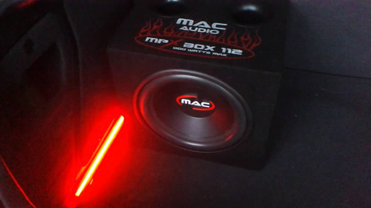 MAC Audio wzmacniacz + skrzynia MPX BOX 112 z bas reflexem w Audi a3 8L ...