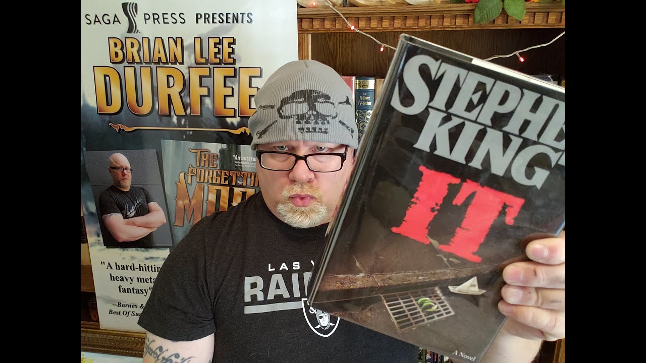 IT / Stephen King / Book Review / Brian Lee Durfee (spoiler free) - YouTube