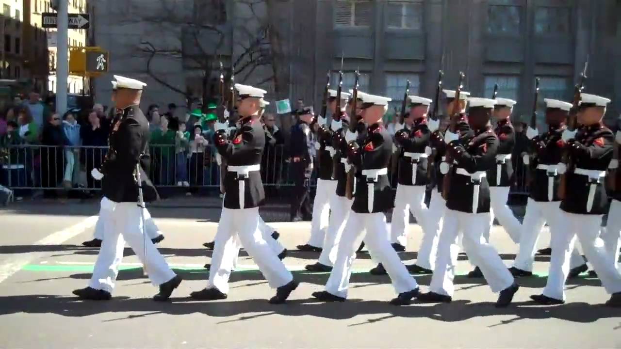 Danny Boy, USMC Marching Band - YouTube