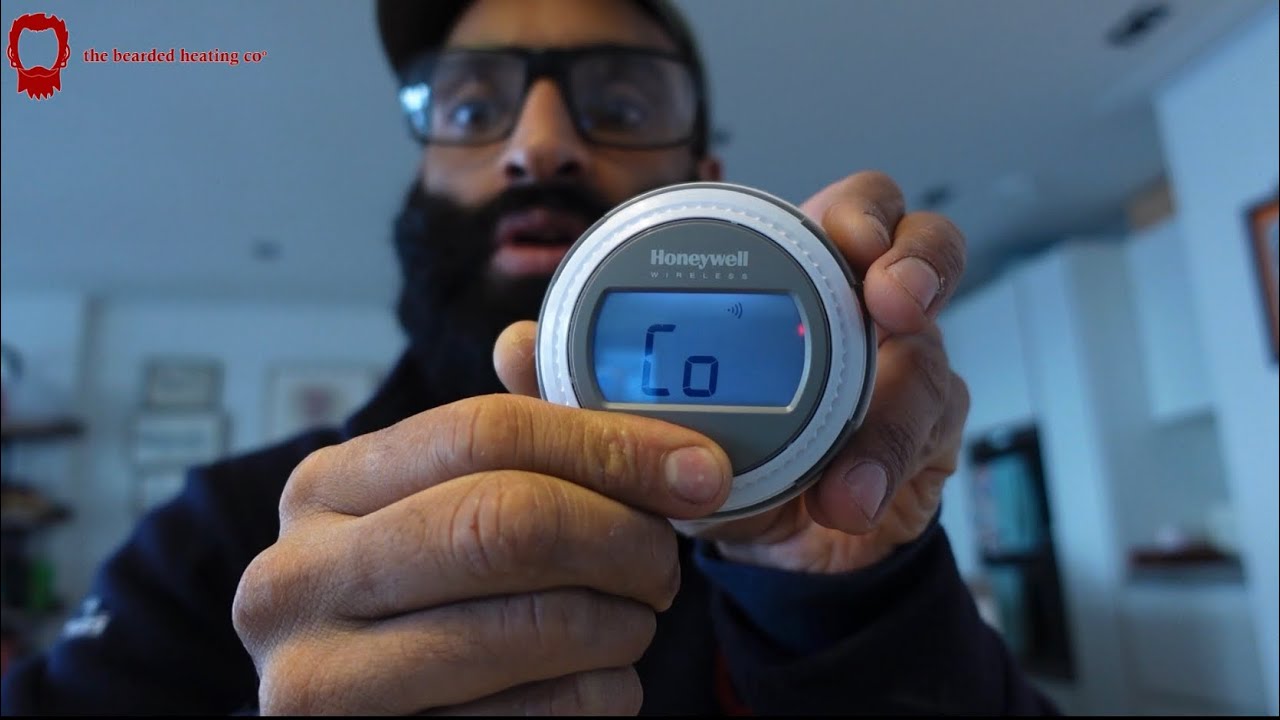 The Bearded Plumber° Honeywell Evohome on the Job - YouTube