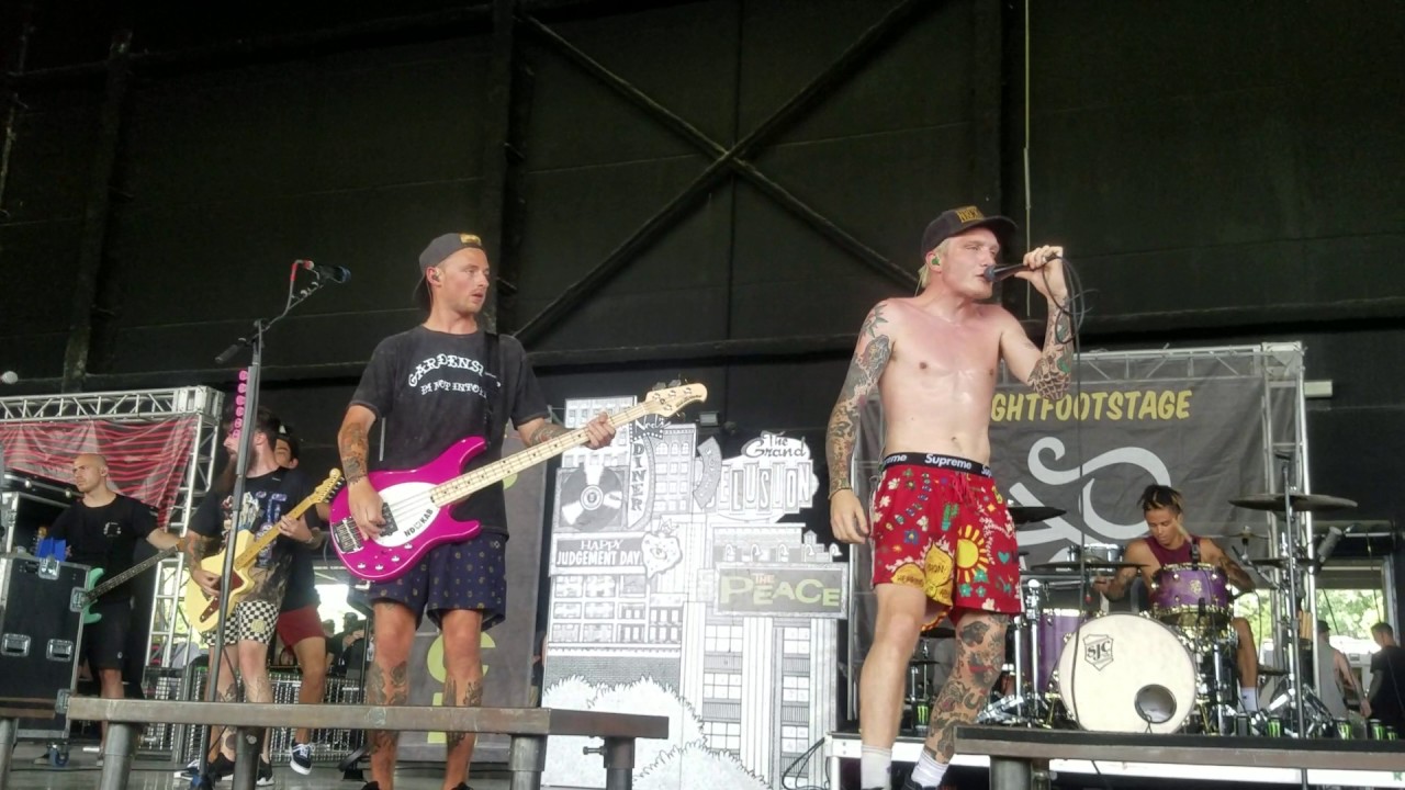 Neck Deep - Kali Ma - live - Warped Tour - Charlotte, NC - 7-6-17 - YouTube