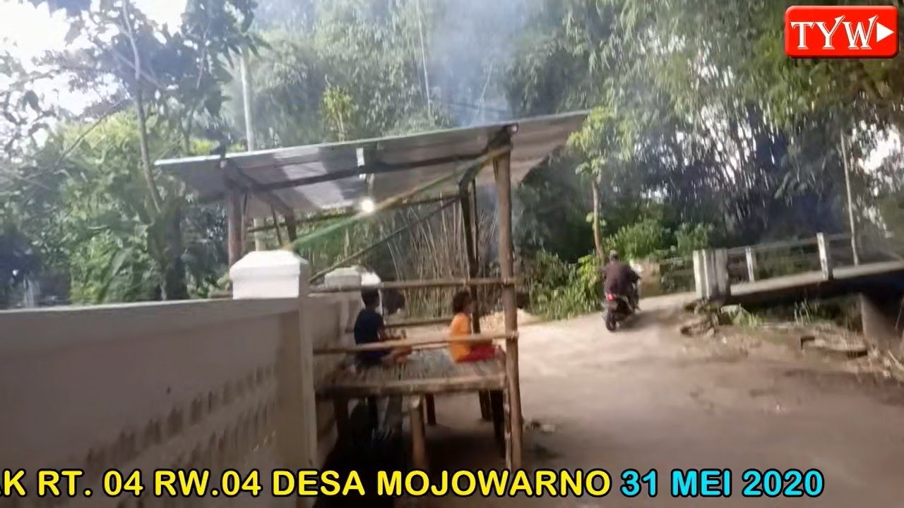 Kerja Bakti Membuat Pos Ronda Dekat Jembatan RT 04 RW 04 Desa Mojowarno ...