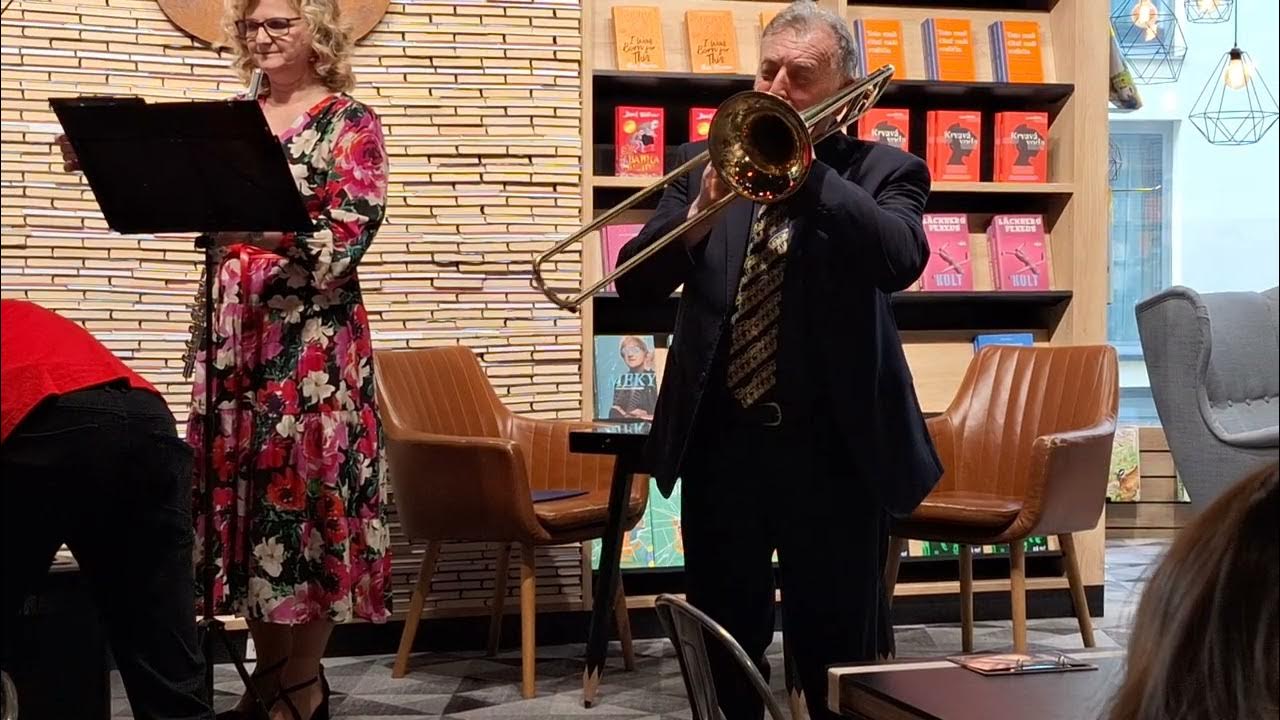 Slovenske piesne - YouTube