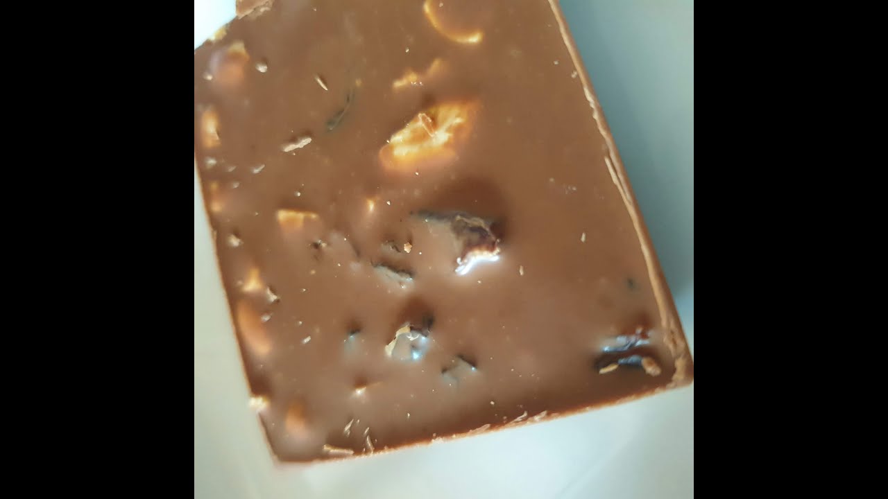 Easy Recipe: How to make 5 of your favourite chocolate slabs 🍫 - YouTube