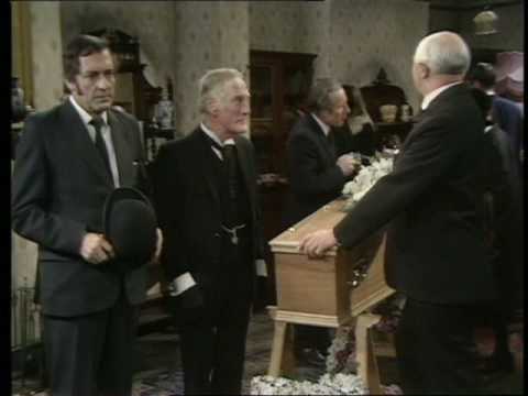 2/3 Steptoe & Son...Oh, What A Beautiful Mourning - YouTube
