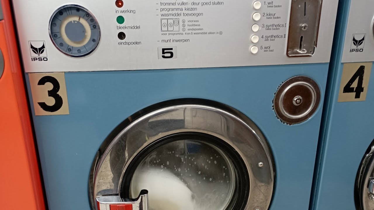 1990-2000s' Vintage ipso WE 55 Highspin Commercial washer in blue color ...
