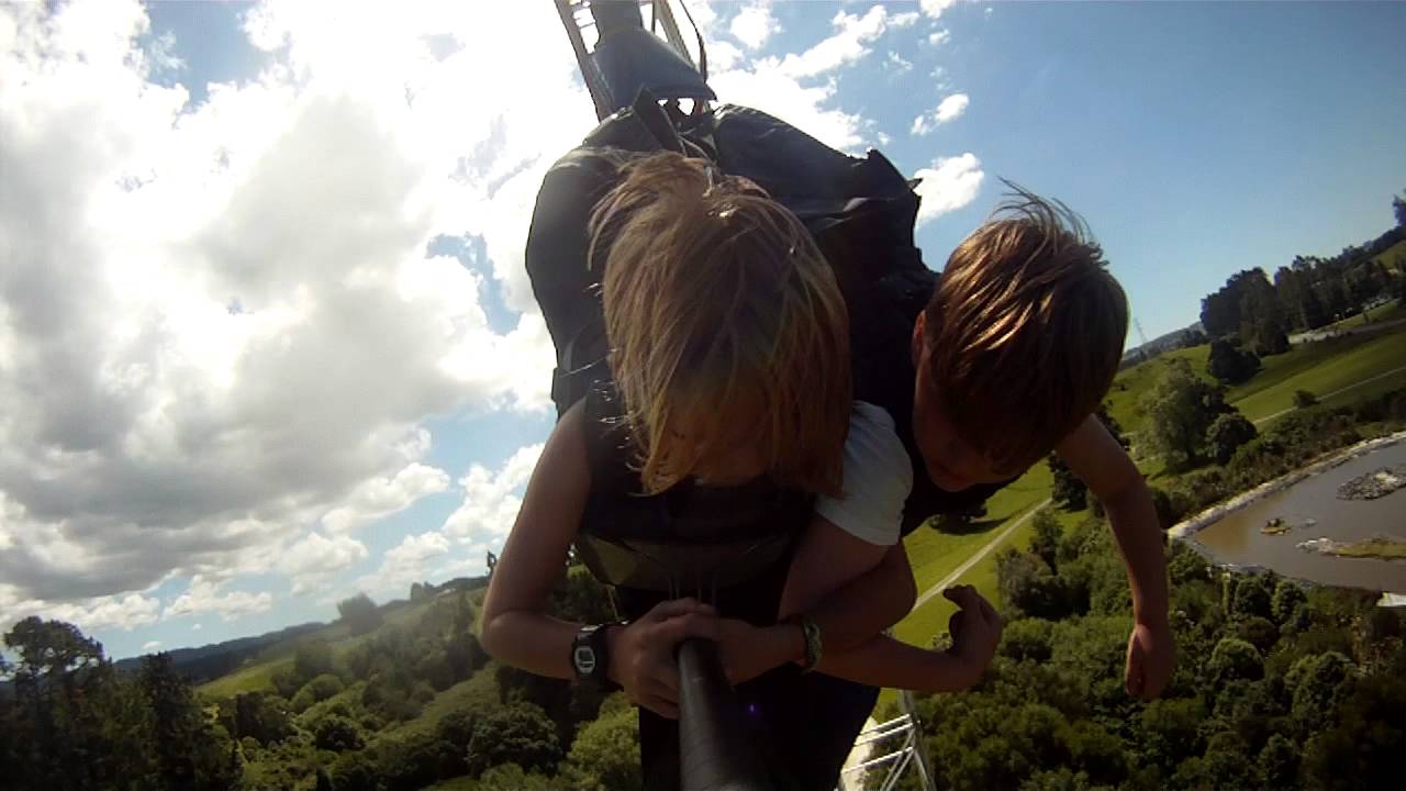 Agroventures -- Swoop (Bungee-like), Rotorua, New Zealand - YouTube