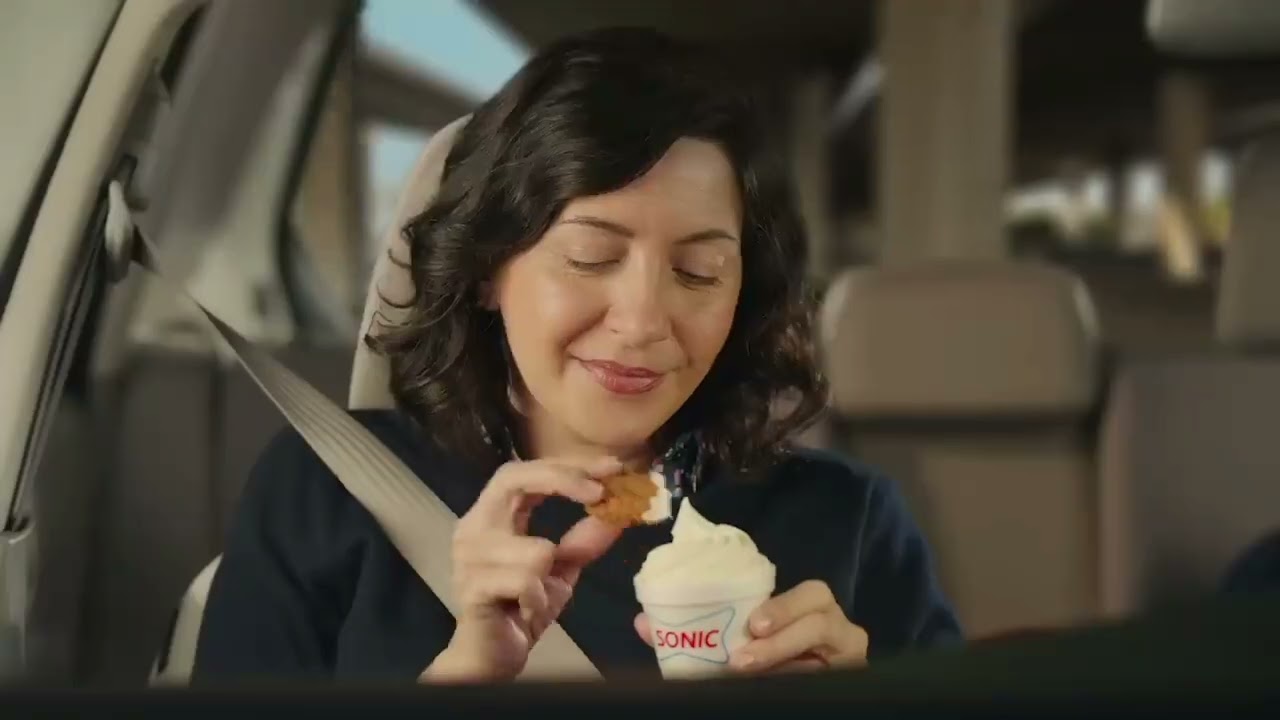Sonic Commercial 2022