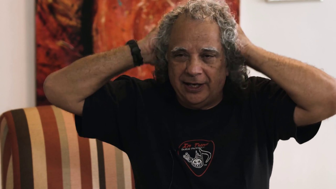 Bobby Messano Talks about Mick Fleetwood - YouTube