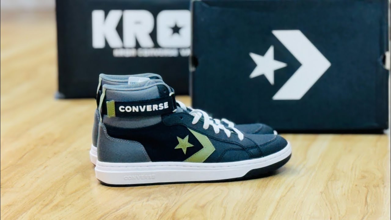 CONVERSE PRO BLAZE V2 SEASONAL COLOR MID BLACK/GREY 3,000-. - YouTube