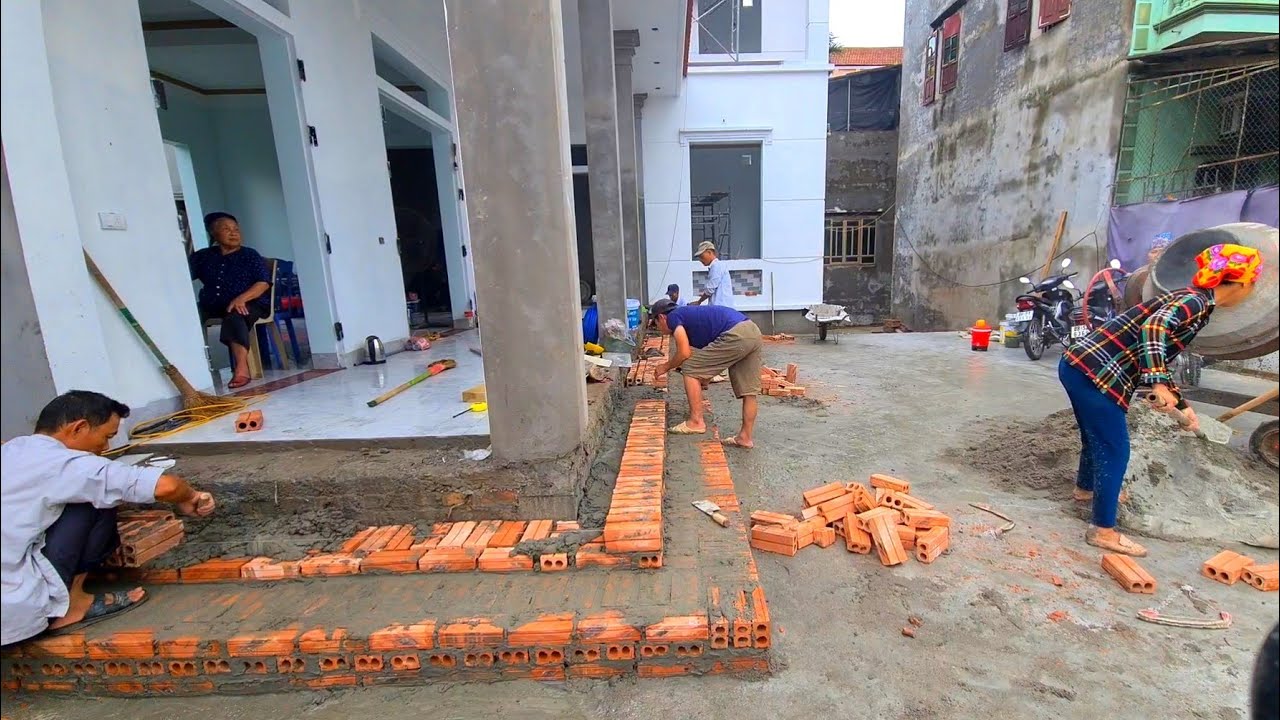 Building 3 Level traditional steps- Building Skill in front of the ...