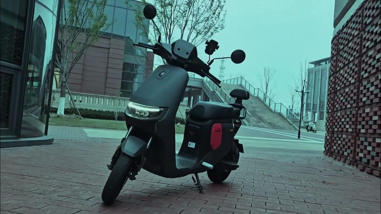 Ninebot F90M b-roll - YouTube