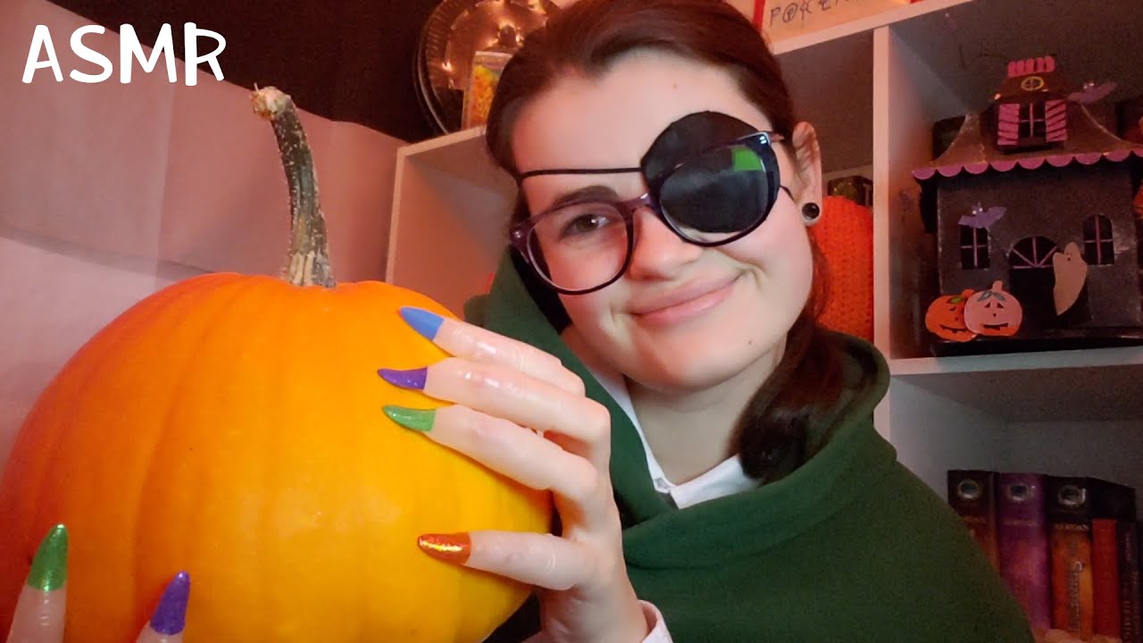 ASMR | Halloween Triggers 🎃🍫🍭 Tapping, Mouth Sounds, Whispers, Hand ...