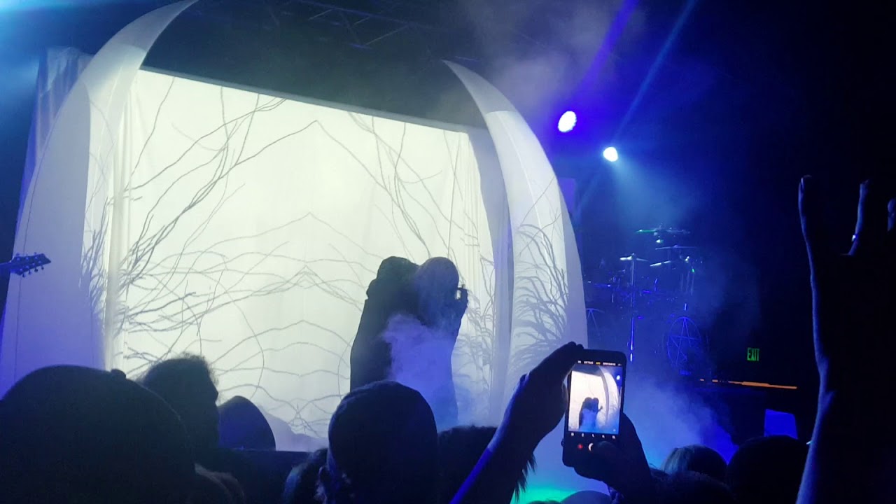 In This Moment-Roots - YouTube