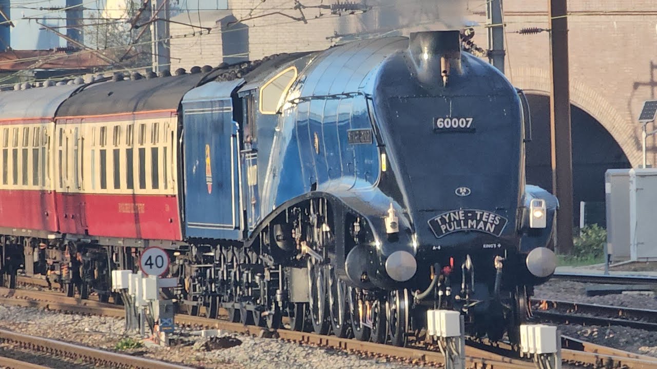 Sir Nigel Gresley 60007 At Doncaster From Newcastle To London Kings ...