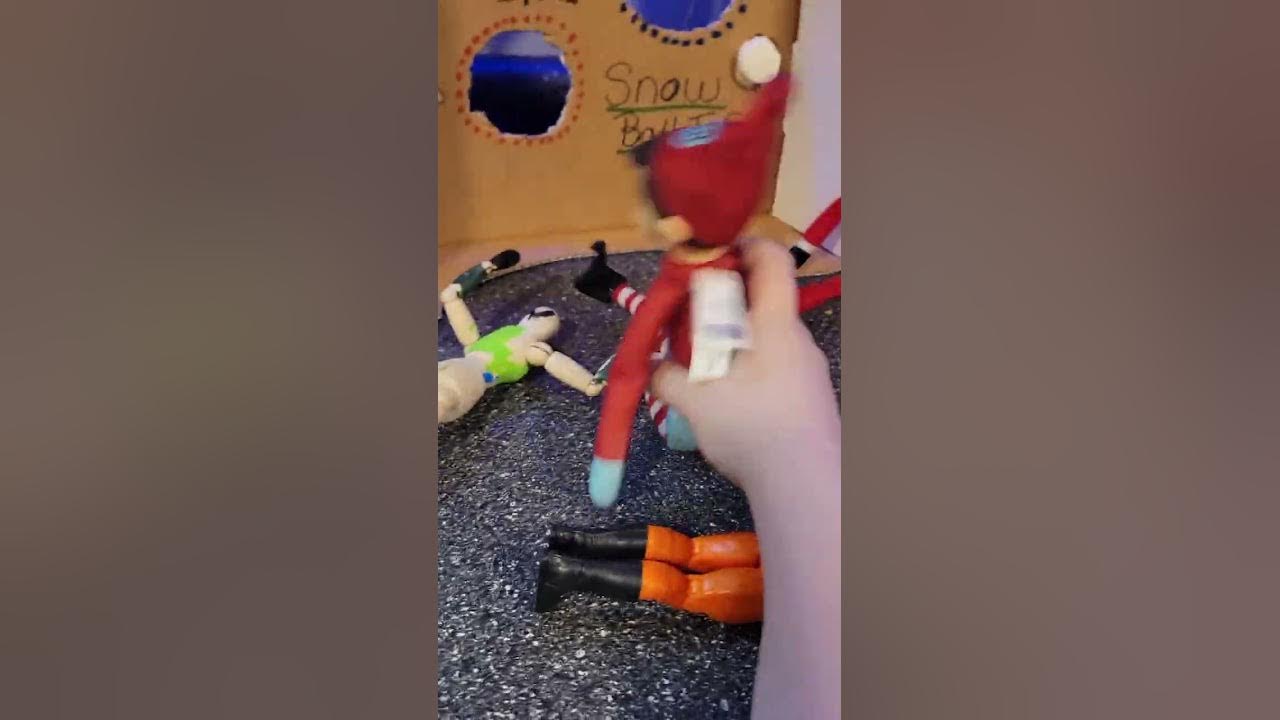 Eddie's snowball mayhem - YouTube