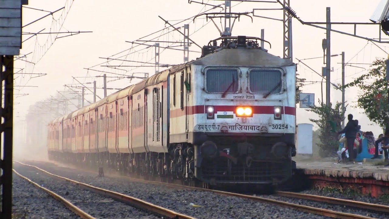 RAJDHANI + PURUSHOTTAM + POORVA + MAHABODHI || (4 in 1) Grand Chord LHB ...