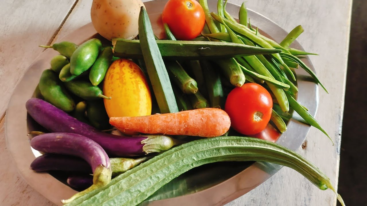 Dievaani handi recipe (mixed vegetable curry recipe). - YouTube