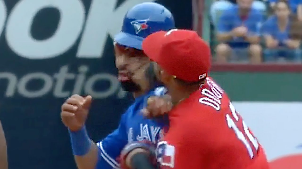 Jose Bautista Gets Punched in Face By Rougned Odor, HUGE Brawl Erupts ...