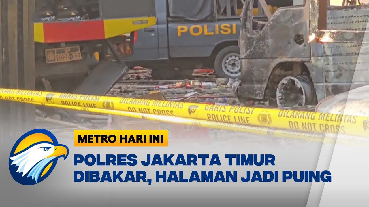 Polres Jaktim Jadi Sasaran Amuk Massa, Belasan Mobil Hangus - YouTube