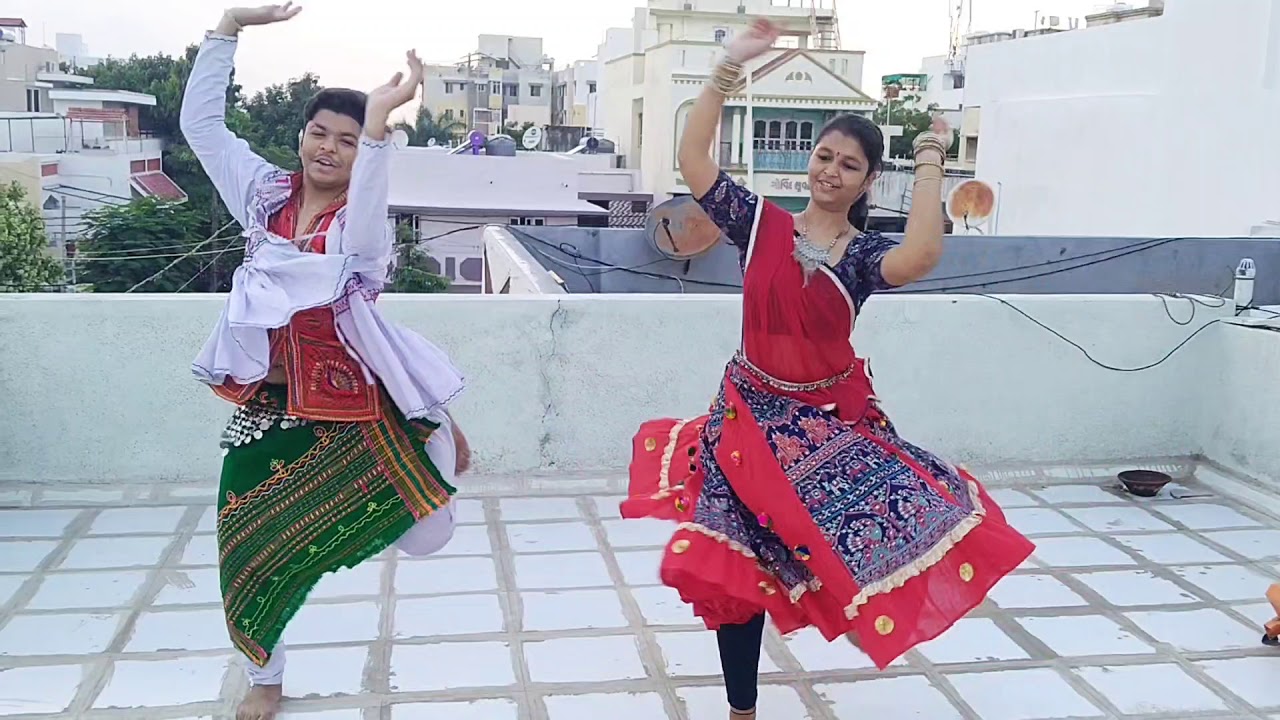 Vagyo re dhol dance cover | Day3 | Raasgarba |hellaro dance ...