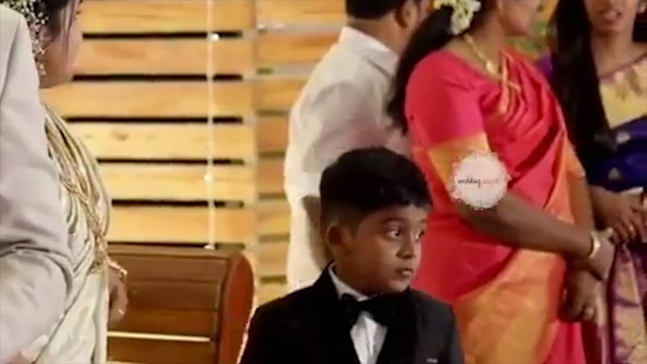 എന്നാ ഒരു അടിയാടാ ഉവ്വേ l Kottayam Achayan l Wedding - YouTube