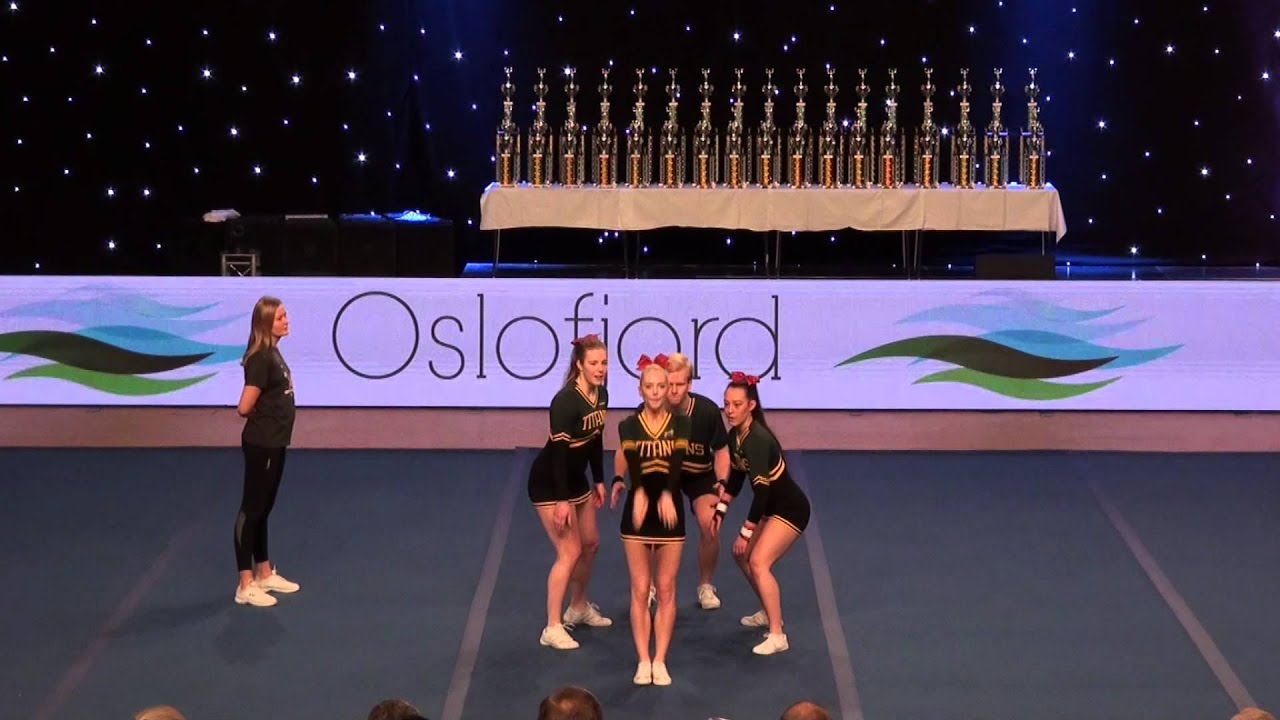 NM 2016 Cheerleading Titans My - YouTube