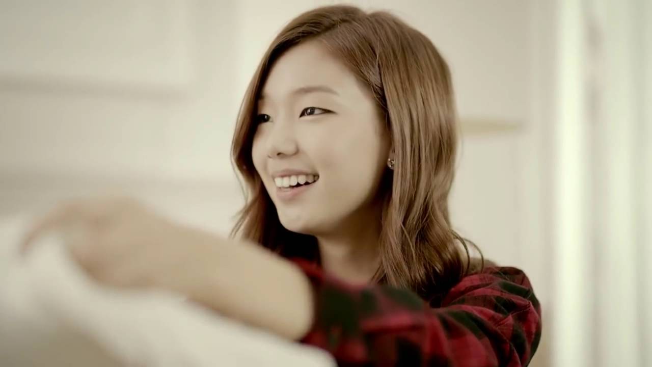 Jaadu hai nasha hai by Jamila Syed - YouTube