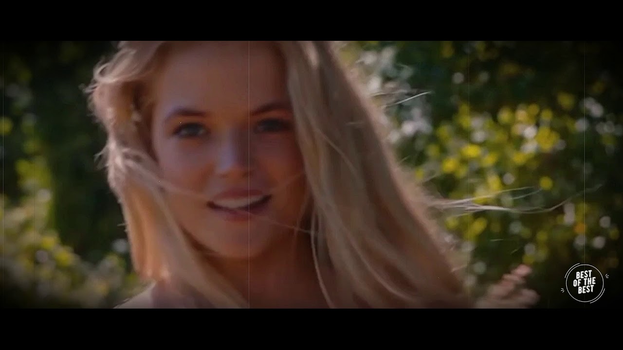 Leonard Cohen - Boogie Street #BoogieStreet #LeonardCohen - YouTube