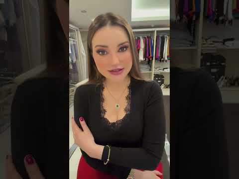 Kokuyor mu? Kokmasın Hürrem Afro işinizi çözer! Dişi enerji❤️ #psikolog #esraezmeci