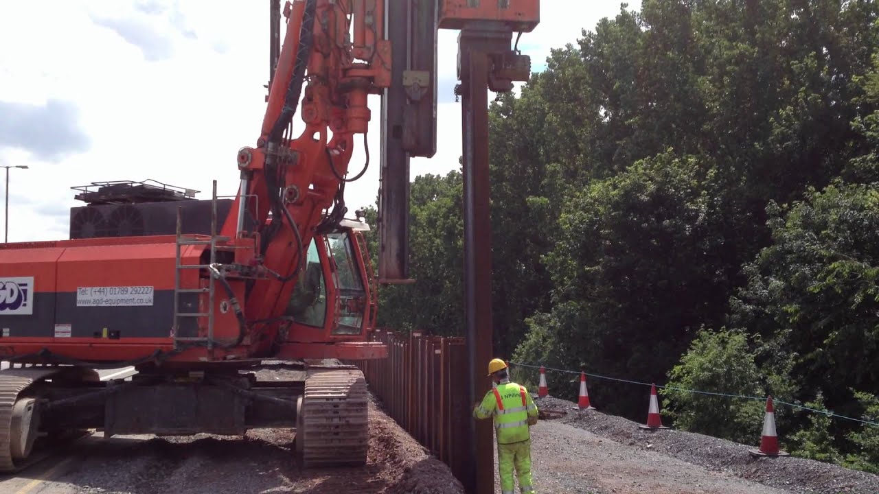 J N Piling Driving PU22 Sheet Piles on Birmingham Box 3 Managed ...